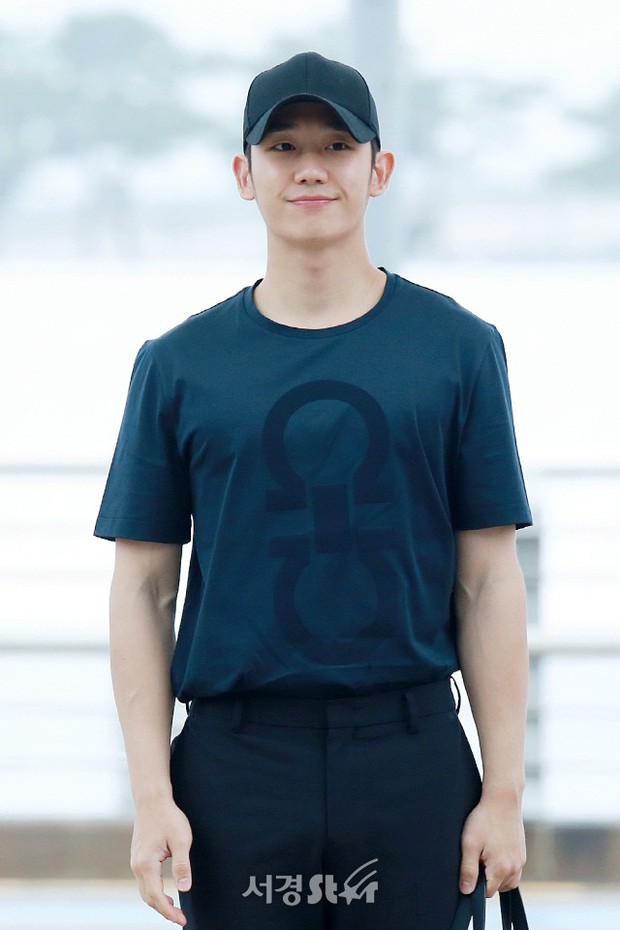 Dàn trai xinh gái đẹp đổ bộ sân bay: Kim So Hyun béo nhưng vẫn quá xinh ...