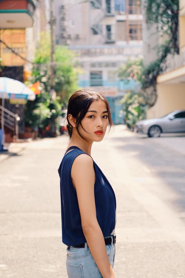 Lan Thy - nữ sinh ĐH Y sở hữu nhan sắc như minh tinh Hongkong