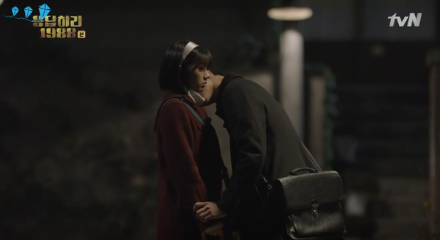 Lý do Duk Sun chọn Choi Taek ở Reply 1988 được đào lại, giờ thì hết bất ...