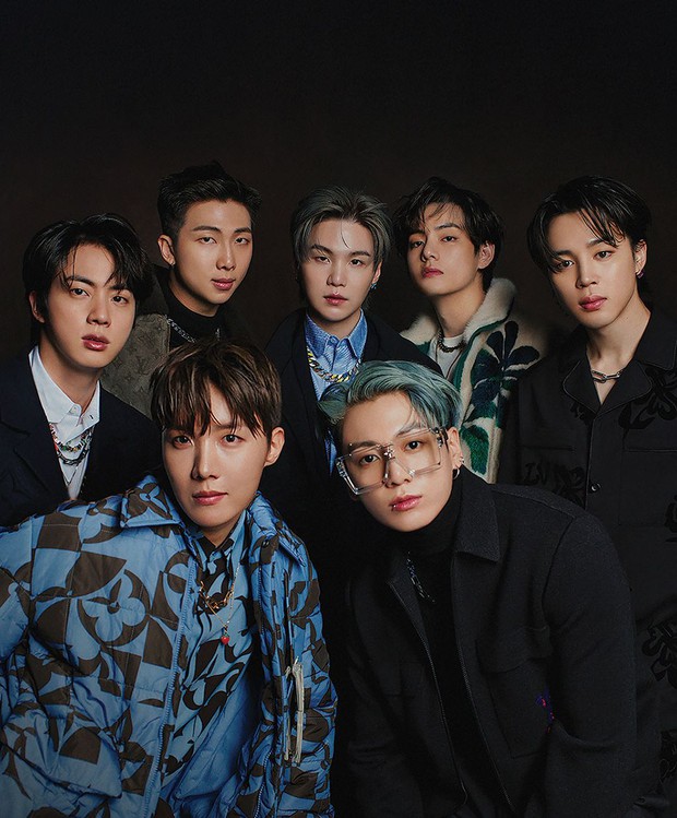 HYBE mua lại cổ phần của Lee Soo Man