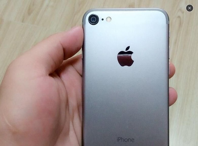 Ảnh rò rỉ rõ nét cho thấy iPhone 7 "nhạt" nhưng không hề xấu