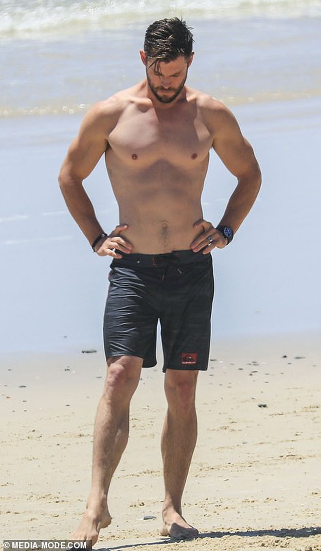 Loạt ảnh làm ai cũng mơ được như vợ chồng "Thor": Body bốc lửa, gia ...