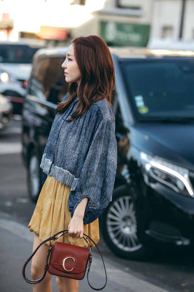 Dara 35 tuổi trẻ trung không khác gì nữ chính phim thanh xuân