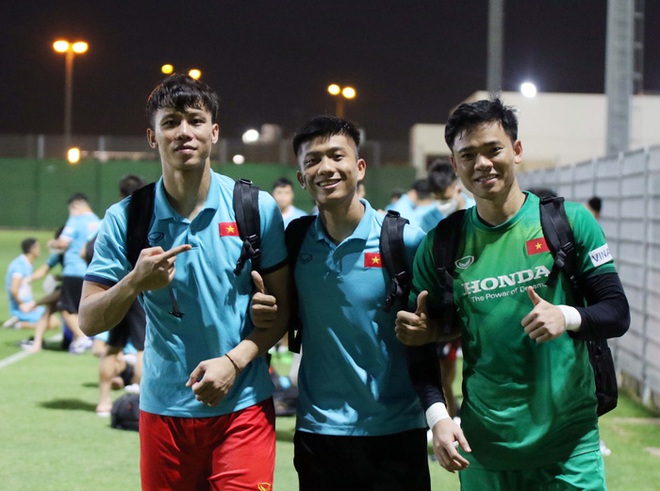 Phan Văn Đức tập riêng vì căng cơ