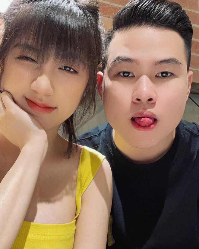 Hot girl Trân Mèo bất ngờ than thở vì không thể ngồi khoanh chân, nhớ ...