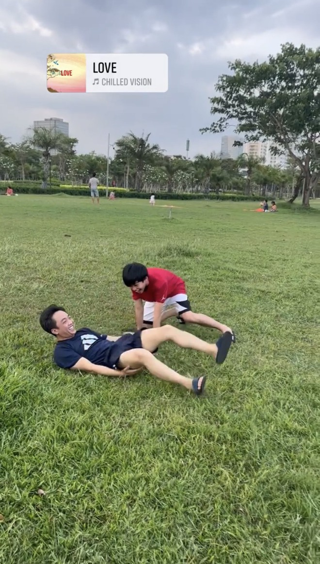 Subeo được bố Cường Đô la đưa đi chơi