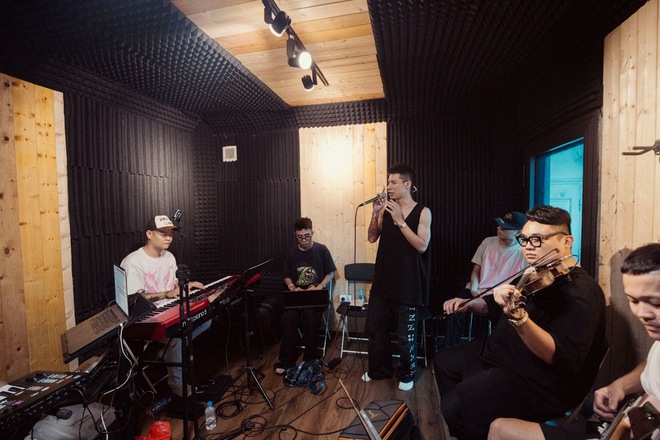 JustaTee bỏ quên “hình tượng” khi tập luyện cho HAY FEST 2023, MCK ...