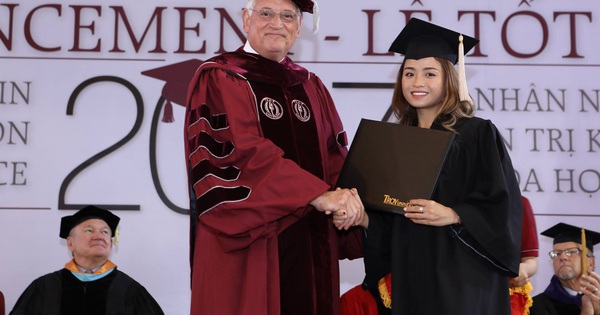 Tân cử nhân Đại học Troy sẵn sàng chinh phục thành công