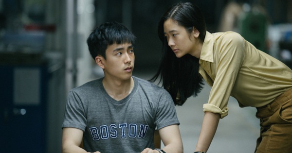 Bank của "Bad Genius": Ngay thẳng, ngố tàu, đáng thương ư? Đừng hòng!