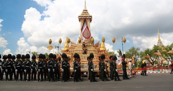 Thái Lan sẵn sàng cho lễ Hỏa táng Vua Rama 9