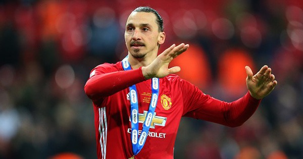 Ibrahimovic "đá đểu" Arsenal sau khi giành League Cup