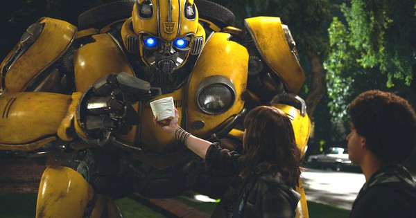 5 lý do khiến bạn phải ra rạp mà xem "Bumblebee" ngay và luôn