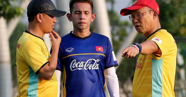 Hồng Duy Pinky chia tay Olympic Việt Nam vì chấn thương