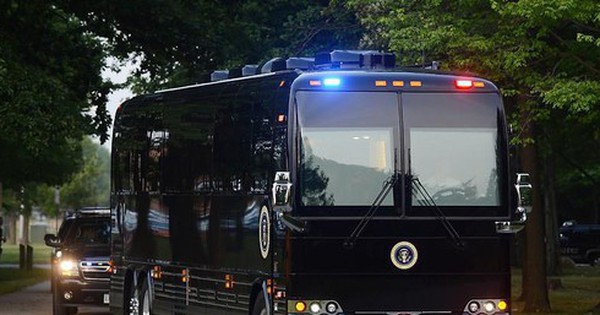 Khám phá siêu xe bus chống đạn “Ground Force One” dành cho Tổng thống Mỹ