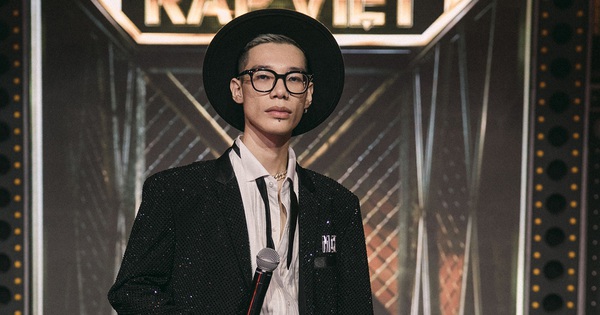 MCK khiến dân tình chóng mặt khi hết mở rồi lại khoá status căng đét ...