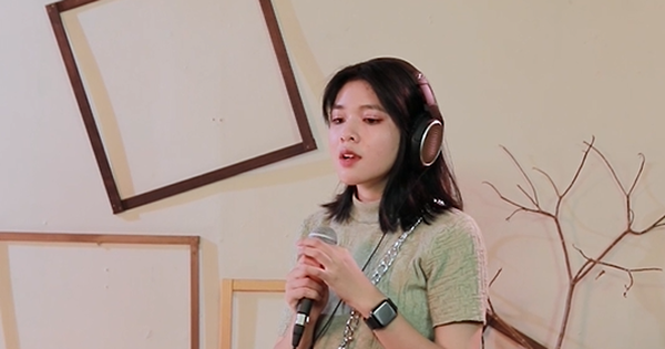 Changg lần đầu mang Em Không Hiểu đến HOT14 Live COUNTDOWN