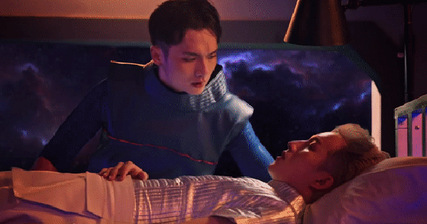 Zino (Monstar) xuất hiện ấn tượng trong MV mới của VP Bá Vương