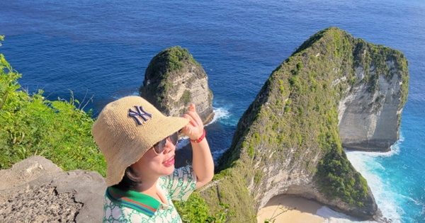 Khám phá "sống lưng khủng long" tuyệt mỹ trên đảo Nusa Penida ở Bali