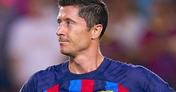 Lewandowski làm điều chưa từng có trong lịch sử Champions League