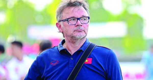 HLV Philippe Troussier: Bát cơm bờ hồ và giấc mơ World Cup