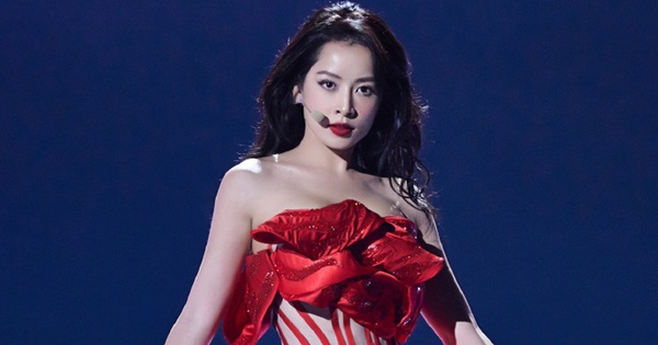 Ella nhắc đến Chi Pu: "Việt Nam cứ 10 người thì 8, 9 người đều thích cô ...