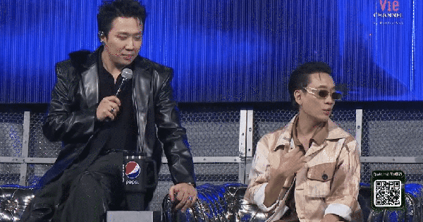 JustaTee đang lên sóng trực tiếp Chung kết Rap Việt nhưng vẫn chăm chỉ ...