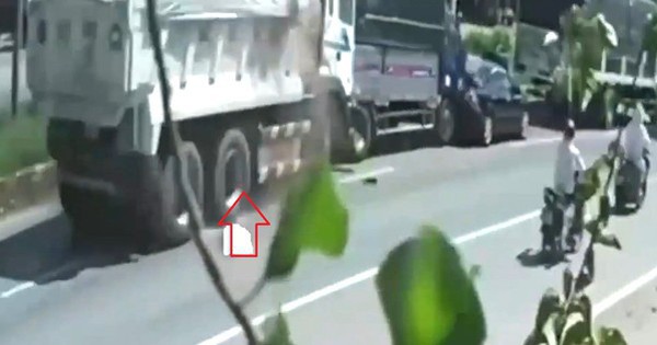 Tạm giữ tài xế xe ben lao vào đám đông chờ đèn đỏ làm 2 người thương vong