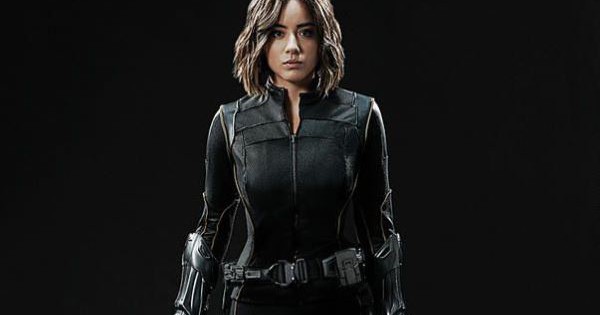 “Agents of S.H.I.E.L.D.” mùa thứ 3 giới thiệu trang phục mới của Skye