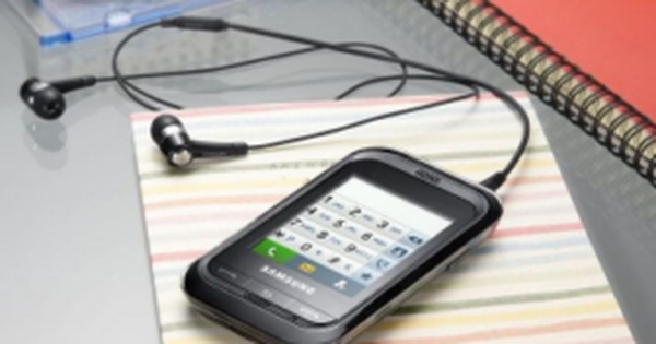 Samsung C3300K Champ công thức Corby “xì tin”