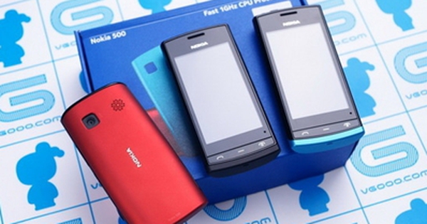 Gặp gỡ “tắc kè hoa” Nokia N500 xinh xắn