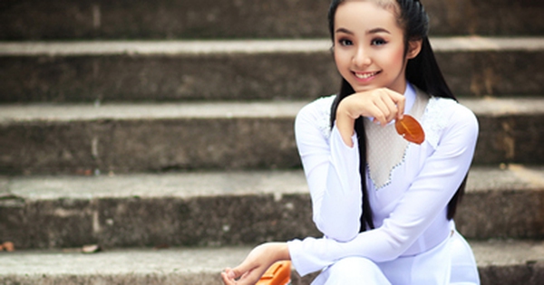 Bảo Trân tinh khôi trong tà áo dài trắng