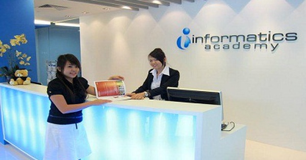 Cùng săn học bổng với Informatics Academy Singapore