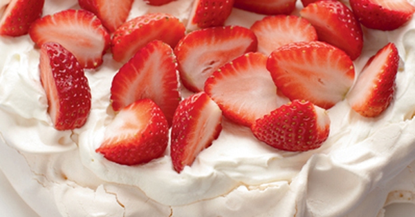 Khám phá ẩm thực châu Úc qua món bánh Pavlova